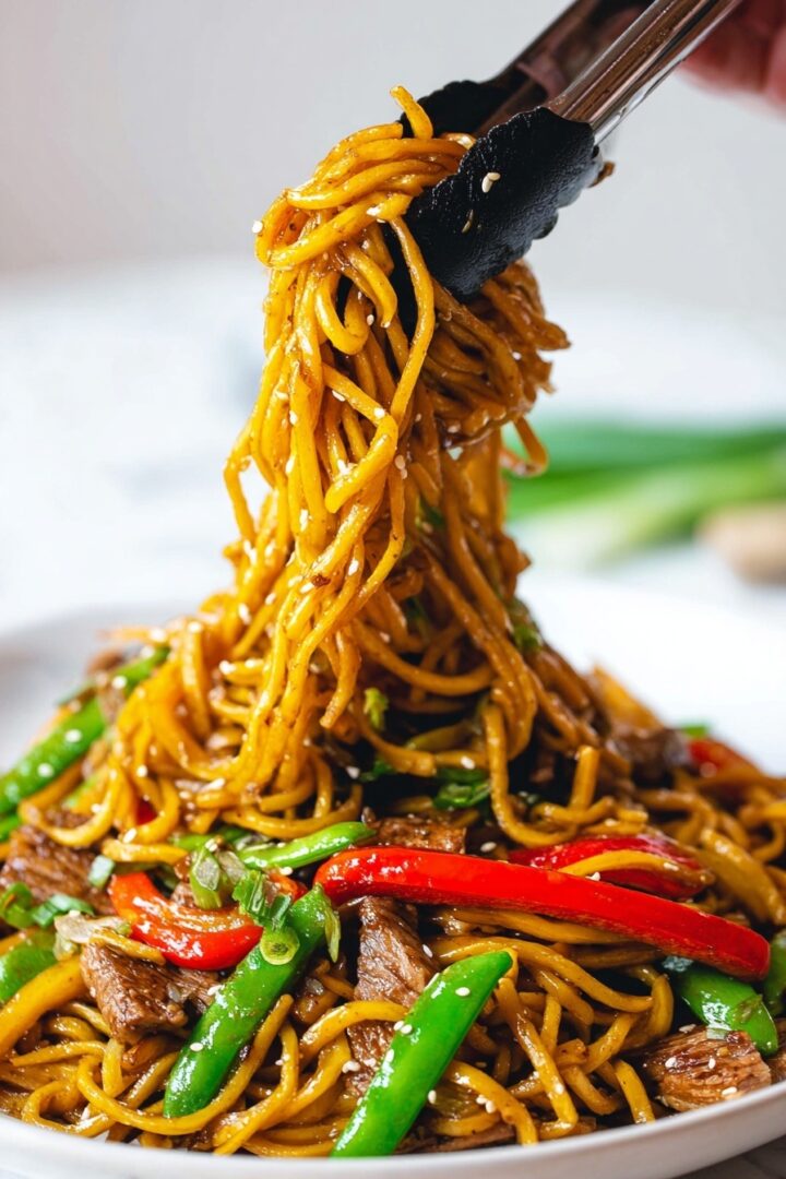 Easy Chicken Lo Mein – Quick & Irresistible Noodle Dish
